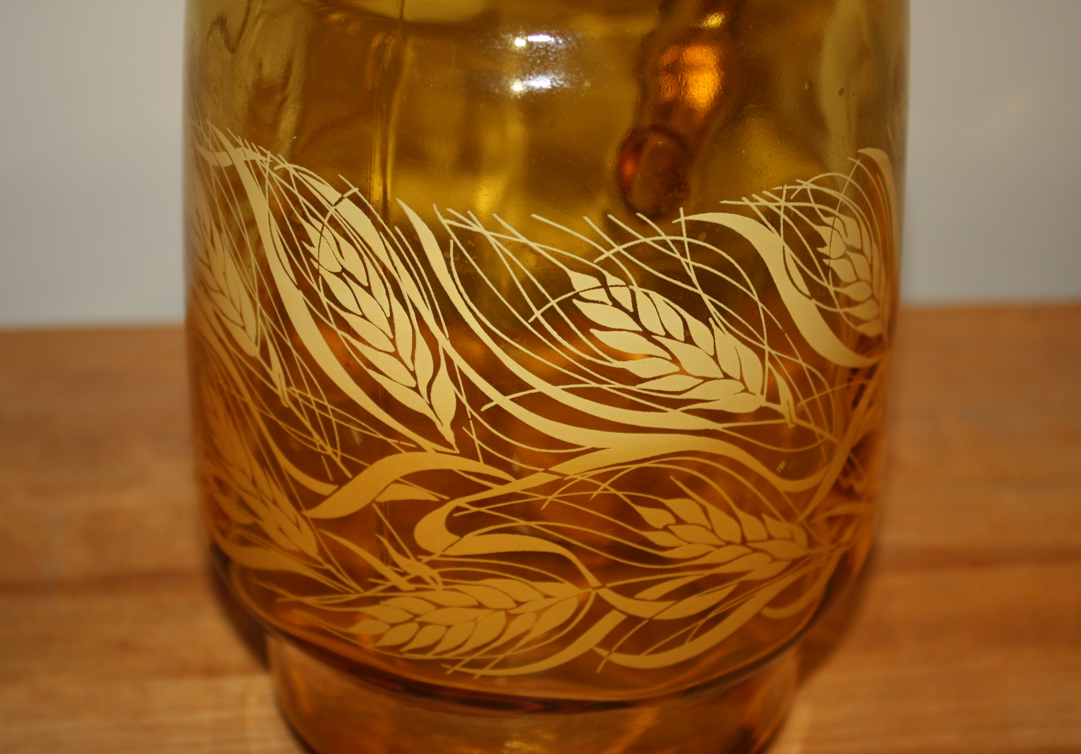 Wheat pitcher 1 | Picked Vintage