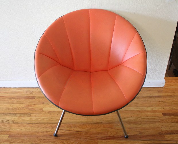 Mid Century Modern Zori Saucer Chair | Picked Vintage