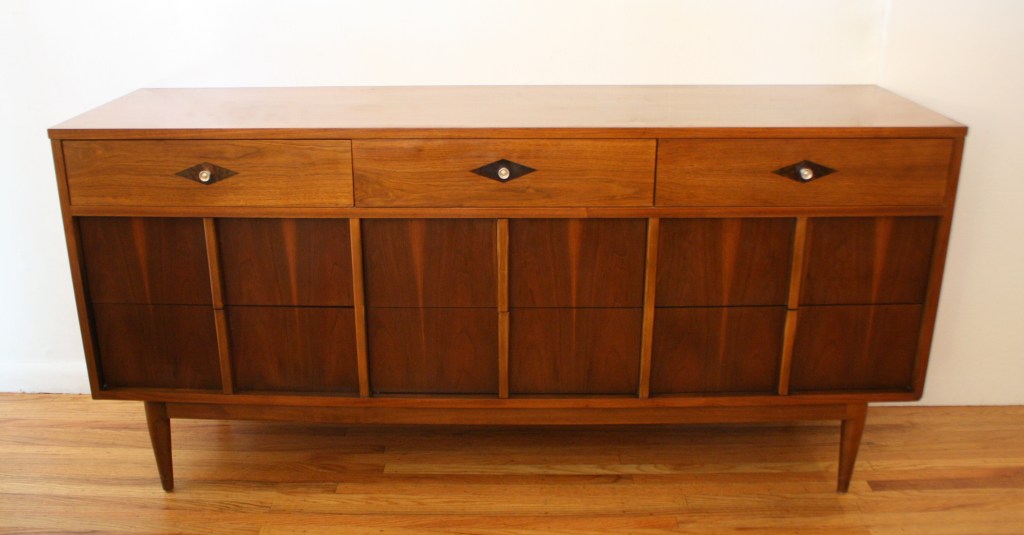 Basic Witz | Picked Vintage