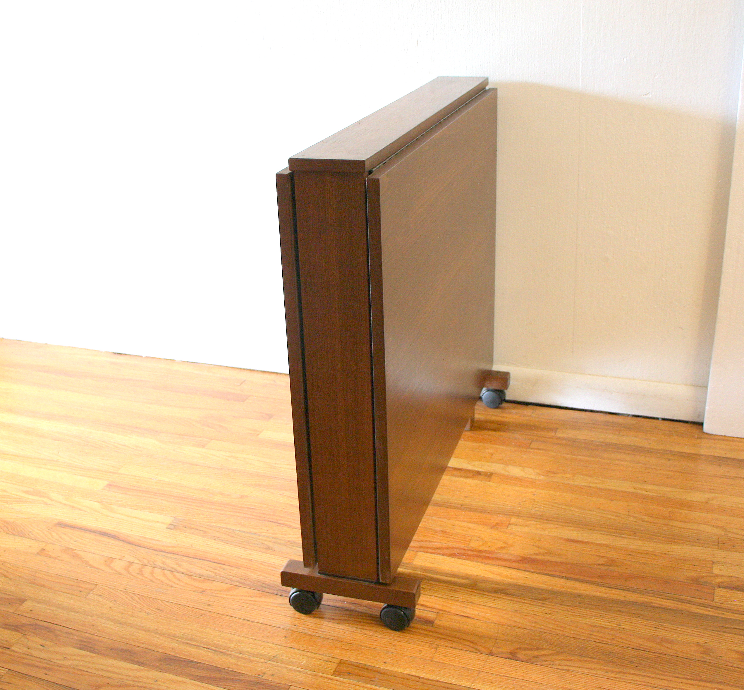 Mid Century Modern Gateleg Folding Table | Picked Vintage